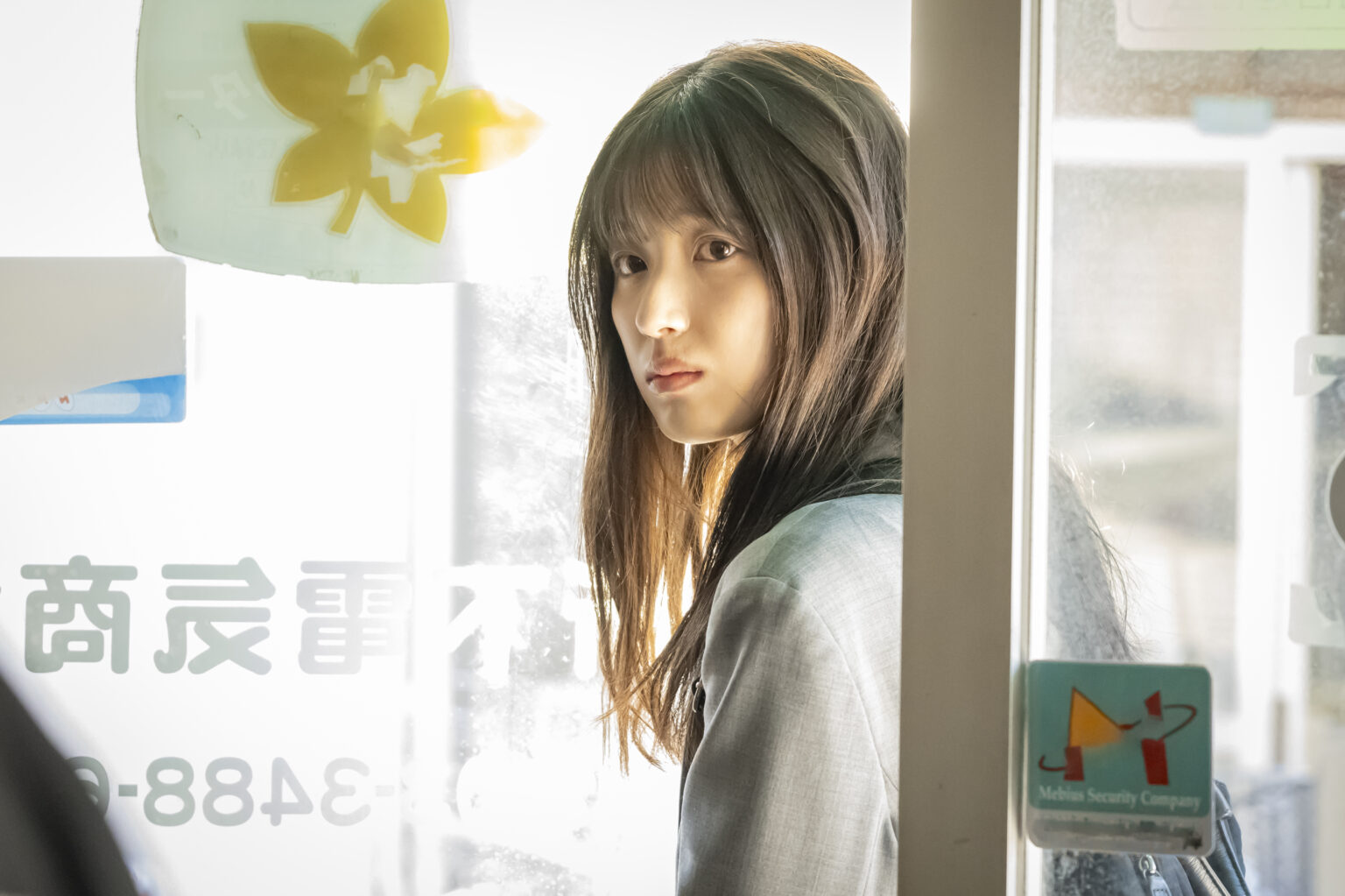 カンテレ×FOD新ドラマ「MADDER（マダー）その事件、ワタシが犯人です」ミステリー・エンターテインメント幕開けの第一話、場⾯写真初だし︕相関図も解禁 | CINEMA FACTORY